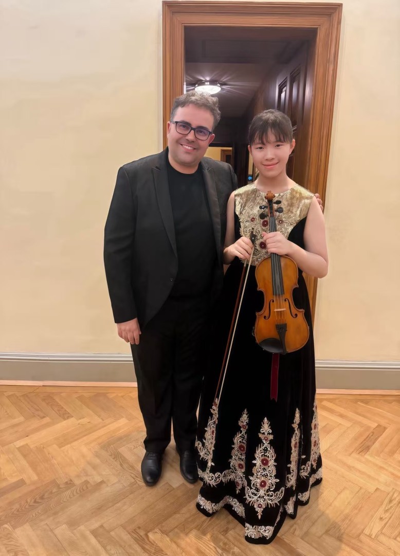Twelve-Year-Old Hong Kong Violinist Sherry Tse Shines at Vienna’s ...