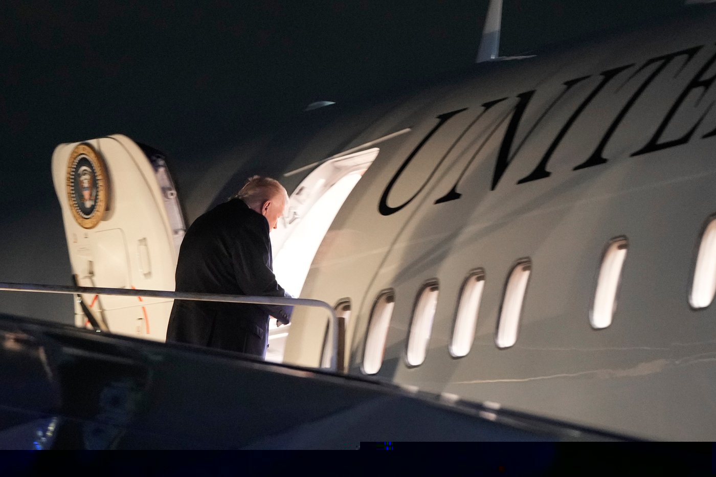 Trump 'inclined' to keep ExxonMobil out of Venezuela after CEO response ...