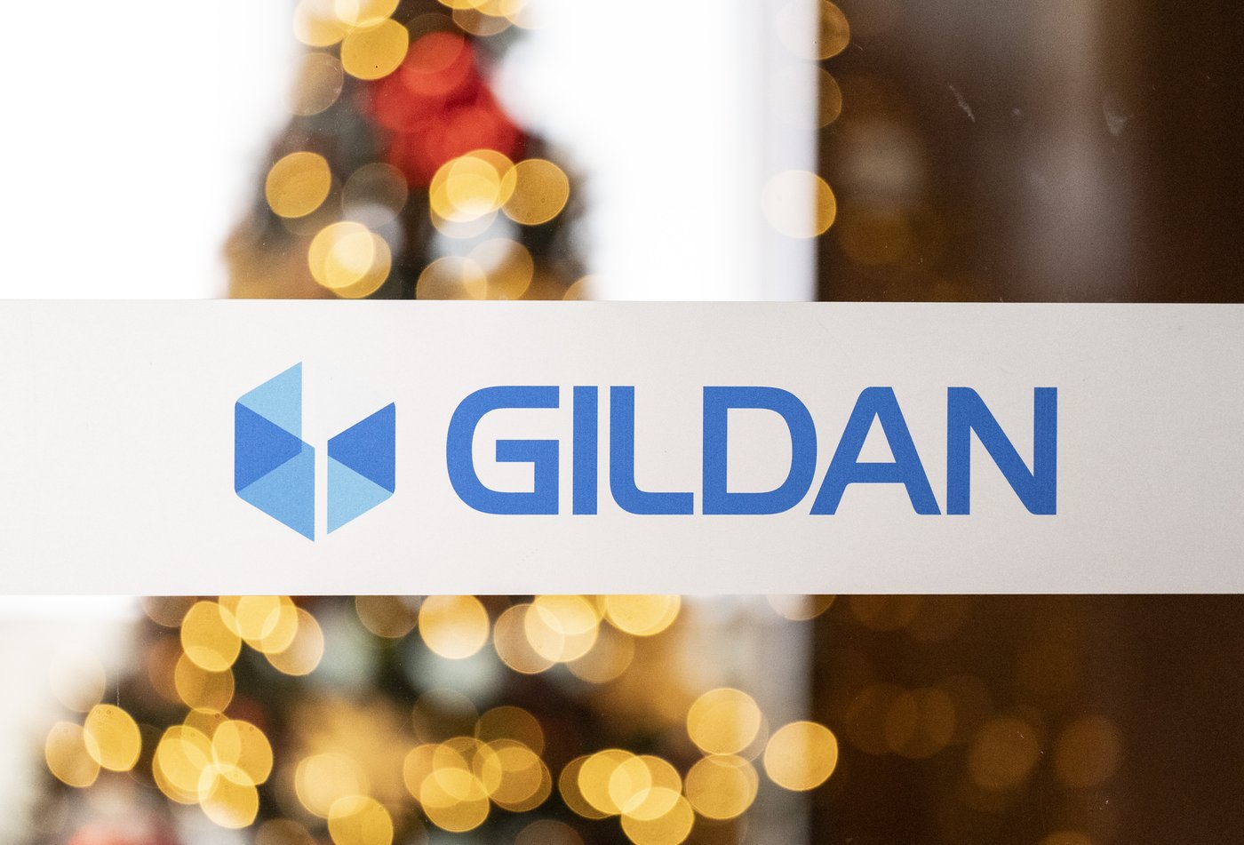 Shareholders agree to terms of Gildan Activewear's purchase of HanesBrands