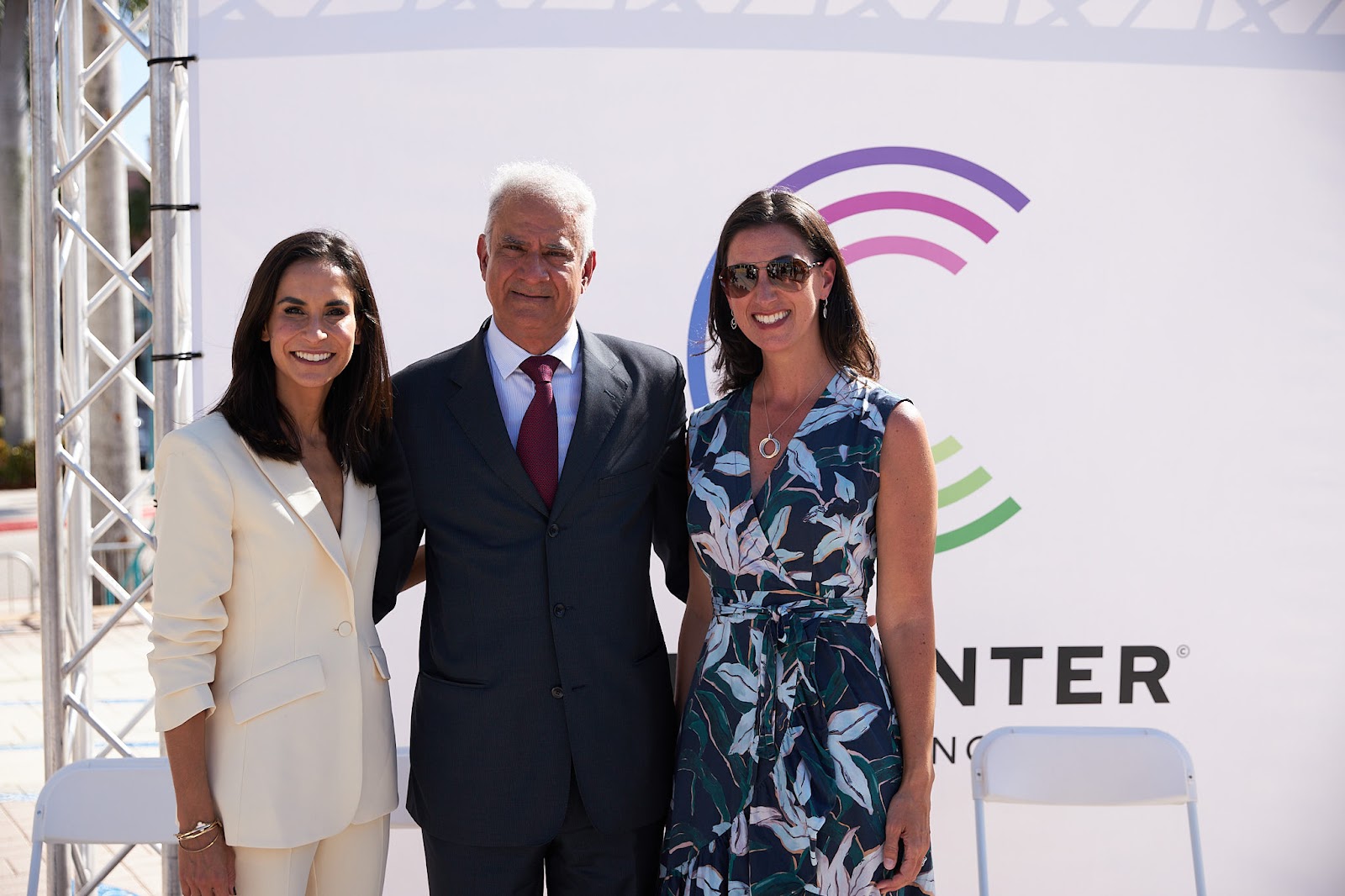 The Center for Arts and Innovation selects internationally acclaimed ...