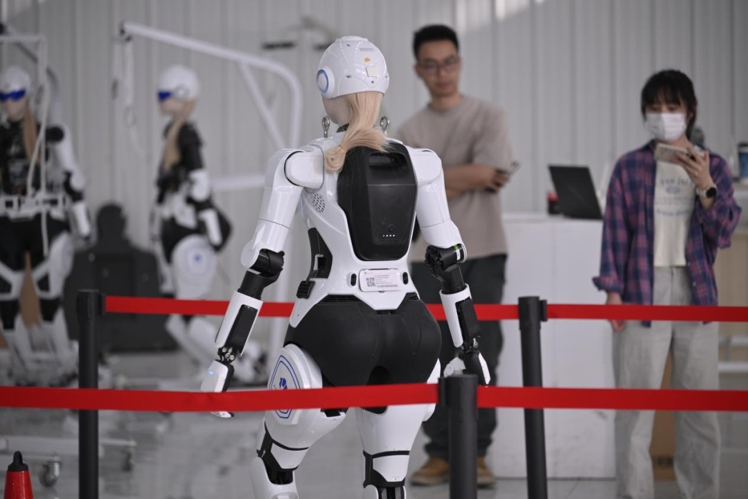 EXEED Unveils AiMOGA Intelligent Robots and ES Performance Edition at ...