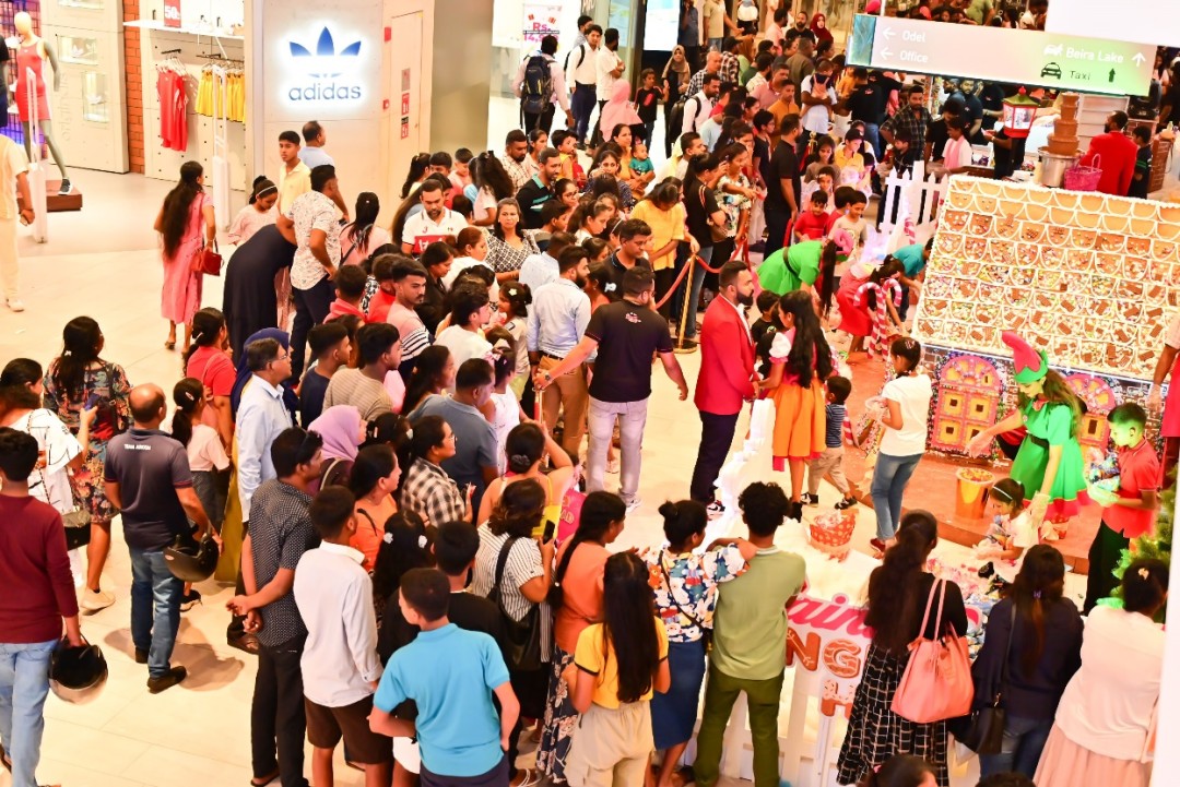 Daintee Unveils Sri Lanka’s First Edible Gingerbread House at One Galle ...