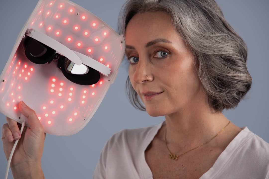 Lumivisage Launches FDA-Cleared LED Face Mask with Built-In Eye ...