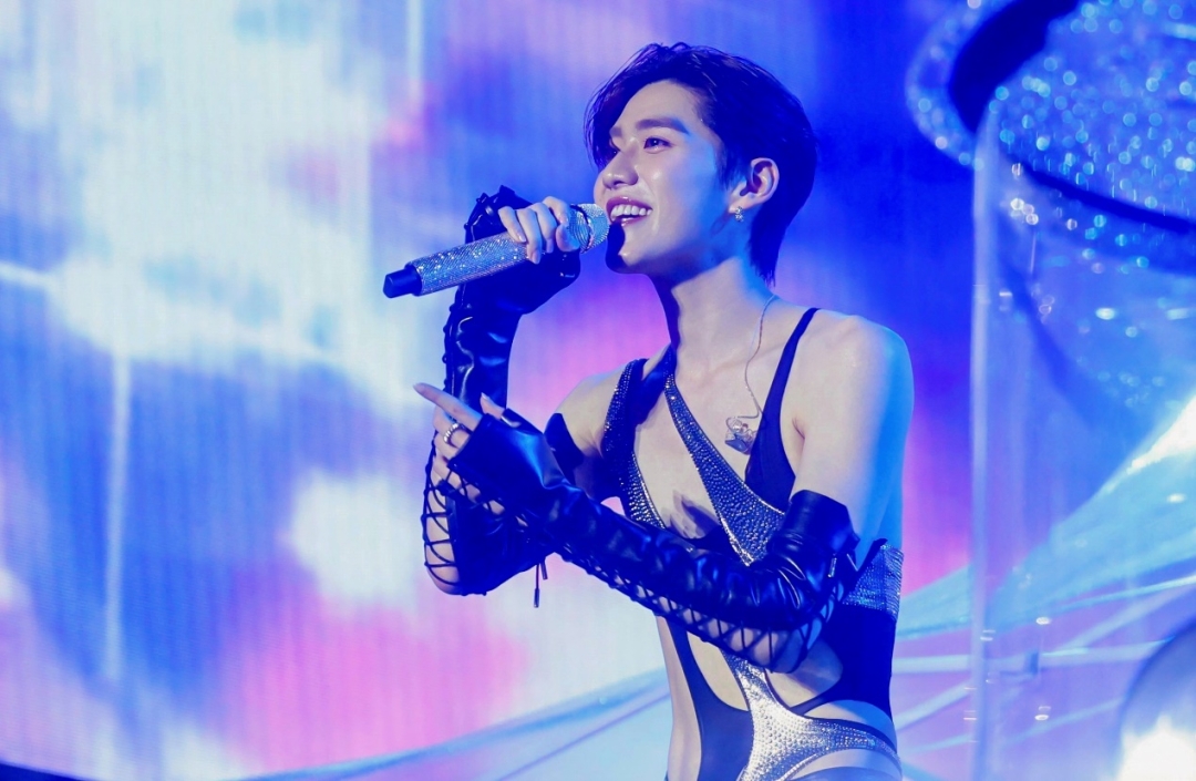 Yuewen Music Festival Lights Up Singapore Sky with Drone and Firework ...