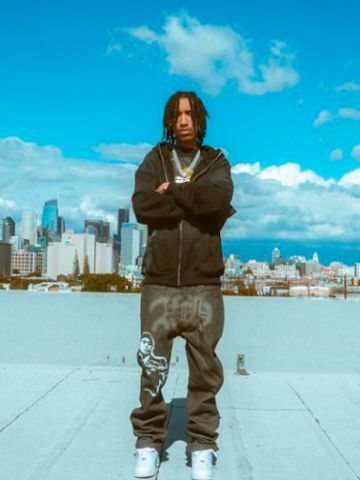 EveryFashion Artist Ofye Huang Gains Massive Wealth, Fame With “ACE OF ...