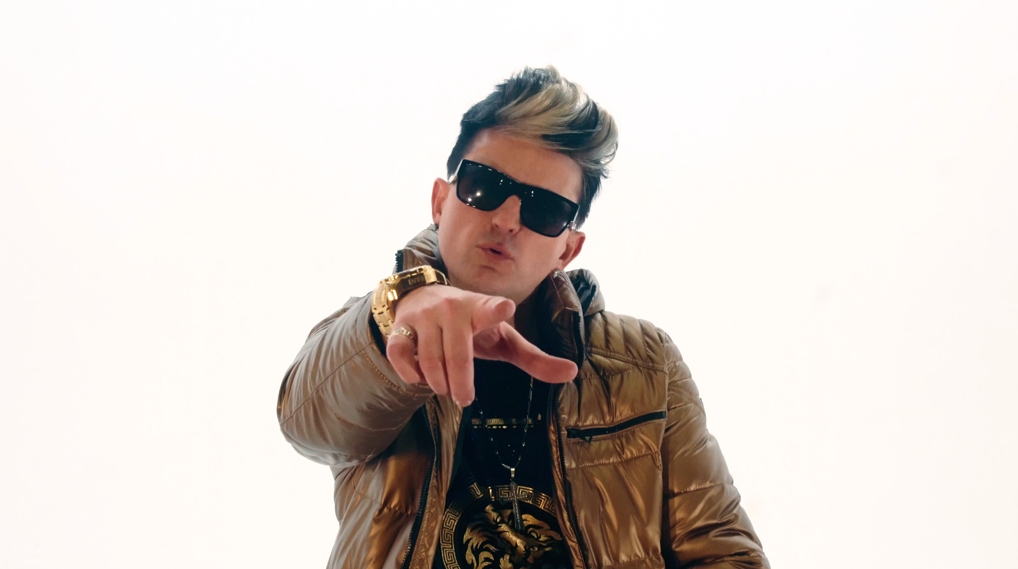 Attention Music Lovers: Billboard Dance Pop Artist Jaysin Voxx is ...