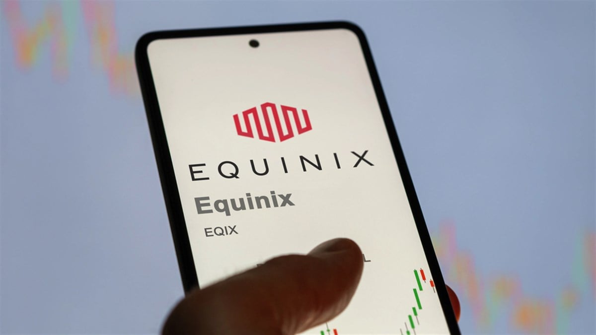 Equinix: A Smart Bet on Data Centers, Dividends, and AI - The Globe and ...
