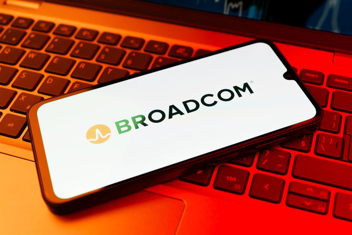 Broadcom Stock Gets a Lift on Hyperscaler Earnings & CapEx Boost - The ...