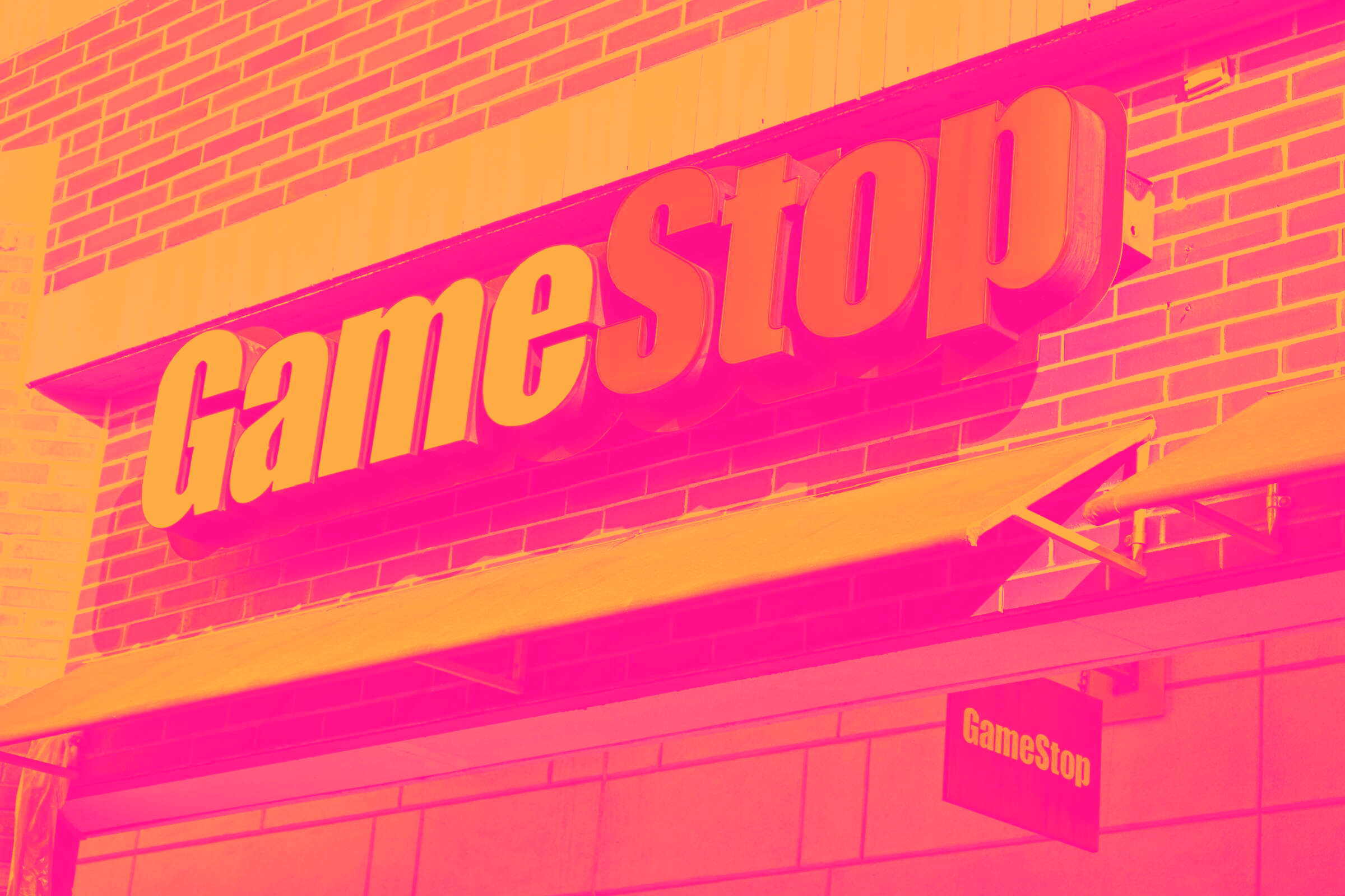 GameStop (NYSE:GME) Posts Better-Than-Expected Sales In Q2 - The Globe ...