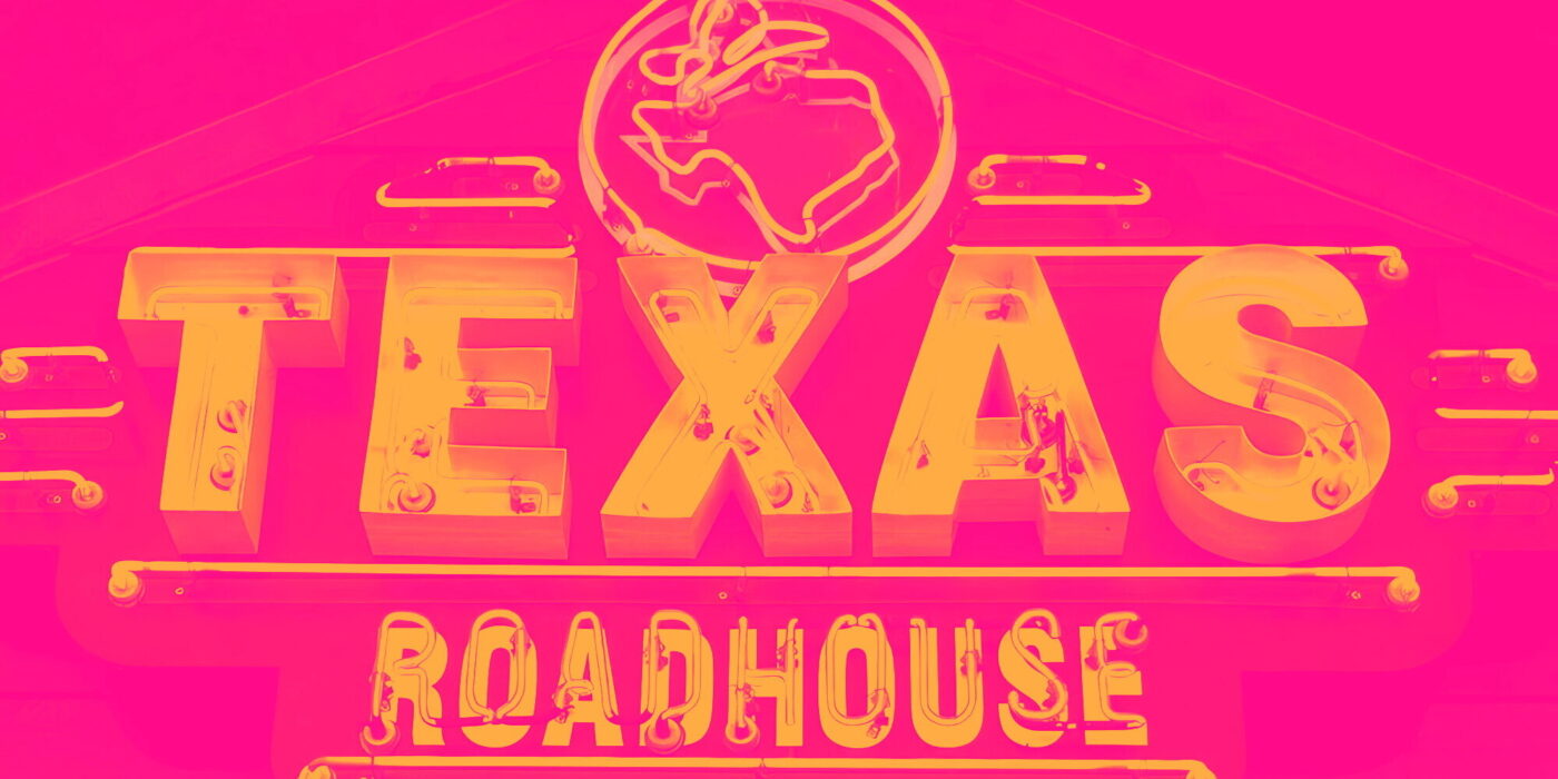 Texas Roadhouse’s (NASDAQ:TXRH) Q3 Sales Beat Estimates - The Globe and ...