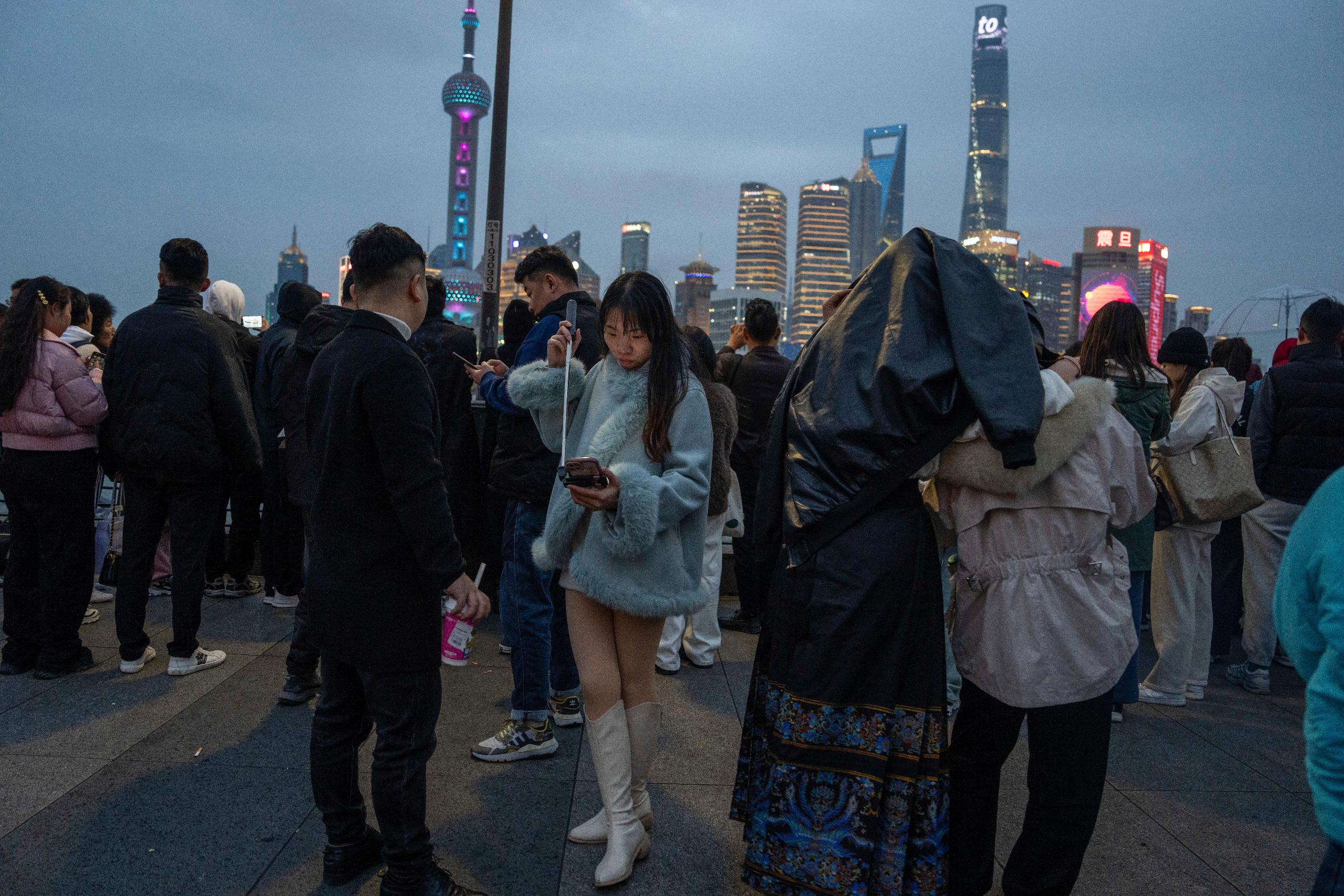26 million tons of clothing end up in China's landfills each year ...