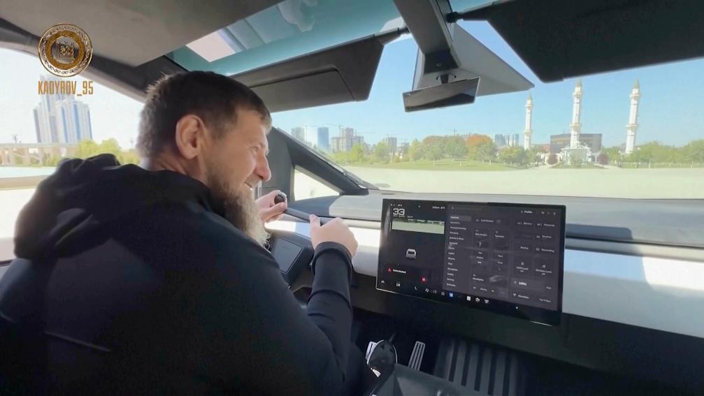 Chechen warlord invites Musk to Russia after he's filmed driving ...