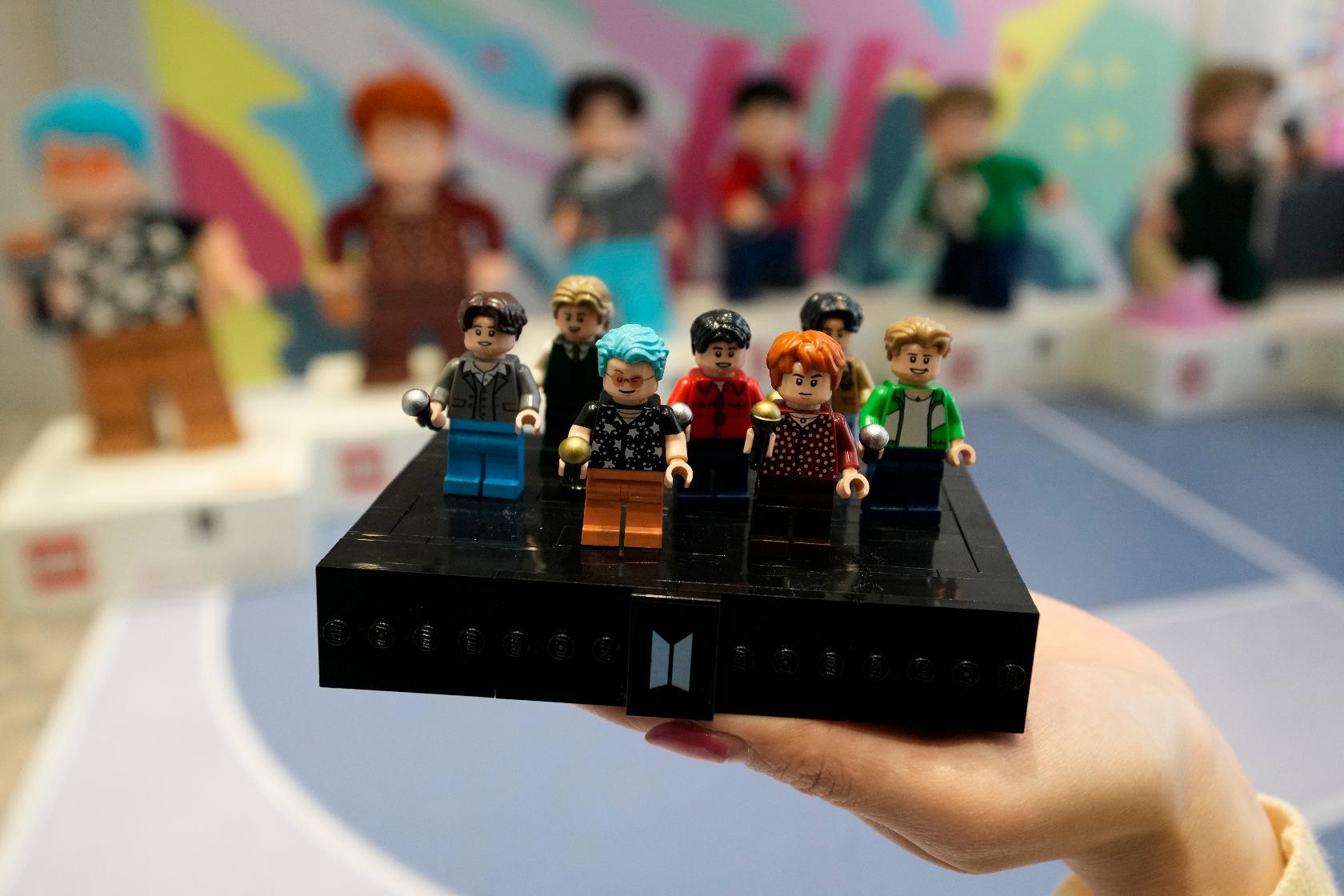Toymaker Lego will stick to its quest to find sustainable materials ...