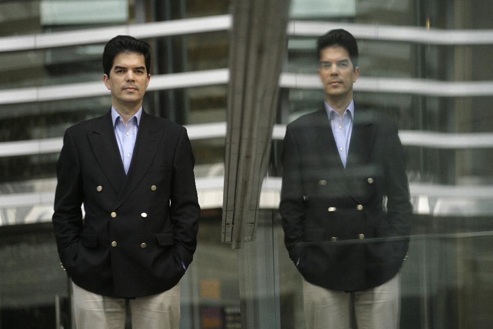 David Webb, prominent Hong Kong shareholder activist, dies at 60