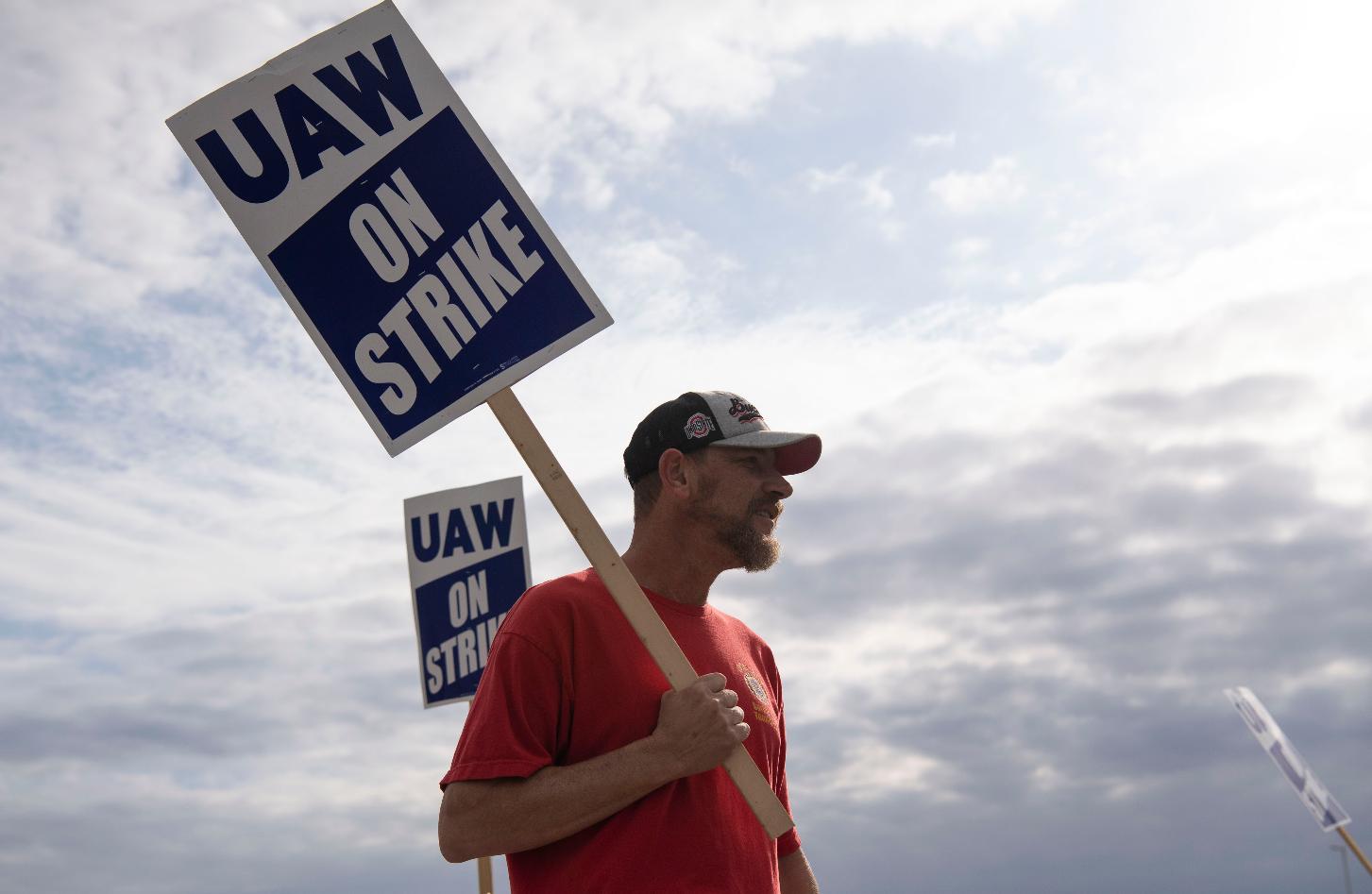 UAW escalates strike against lone holdout GM after landing tentative ...