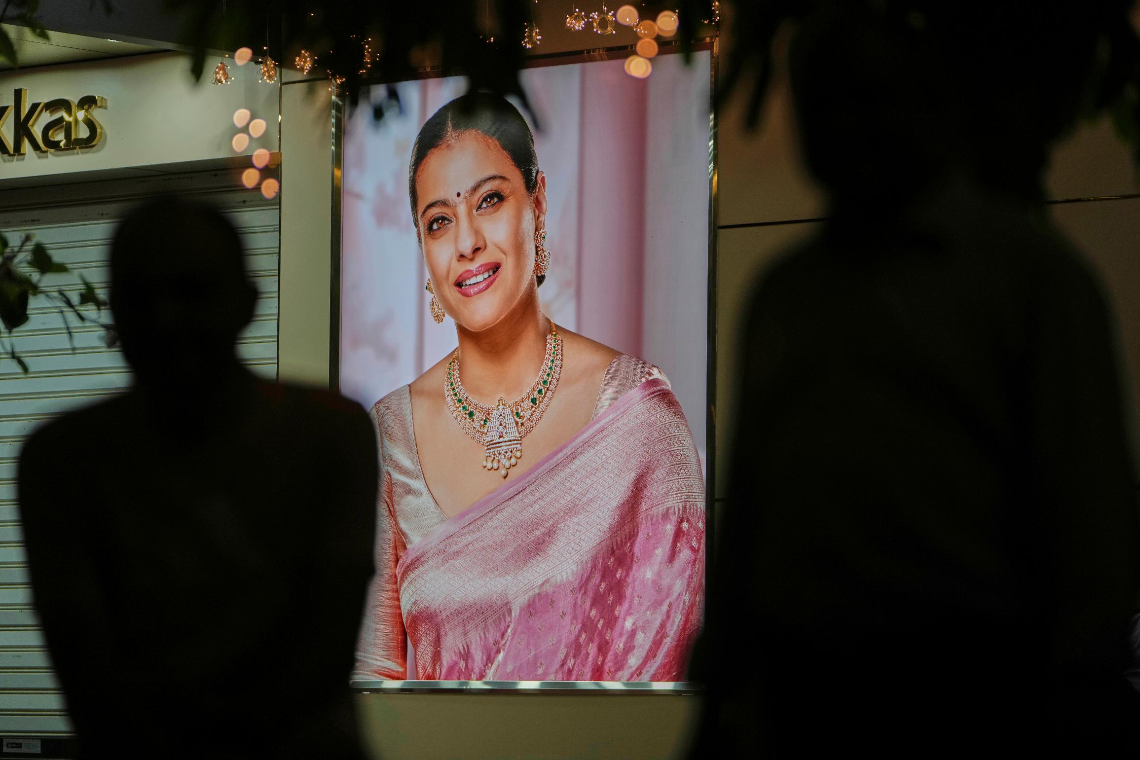 AP PHOTOS: Decades-old diamond industry in India’s Surat faces an ...