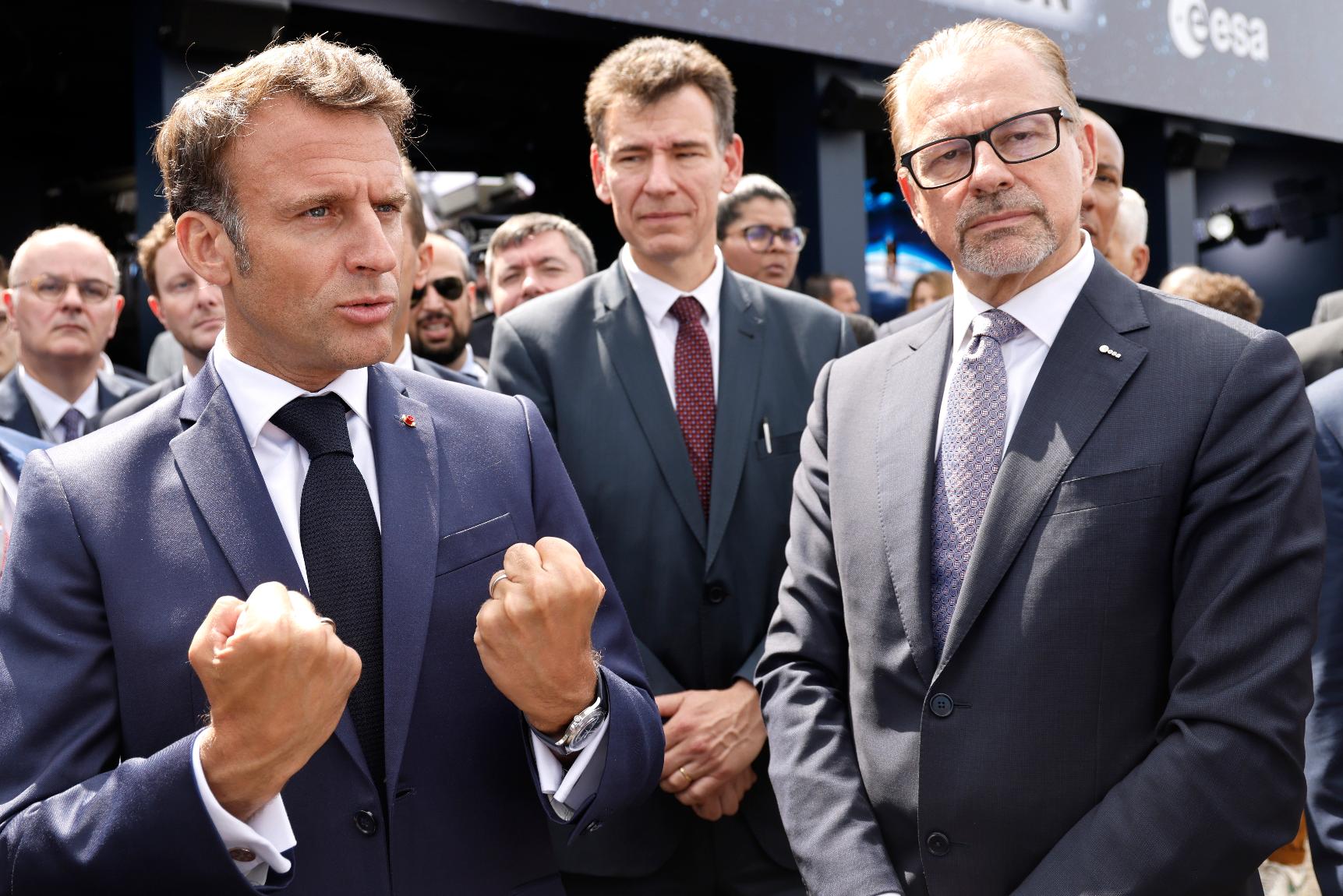 Macron urges Europe to develop its own air defense systems and not rely ... Macron urges Europe to develop its own air defense systems and not rely ...