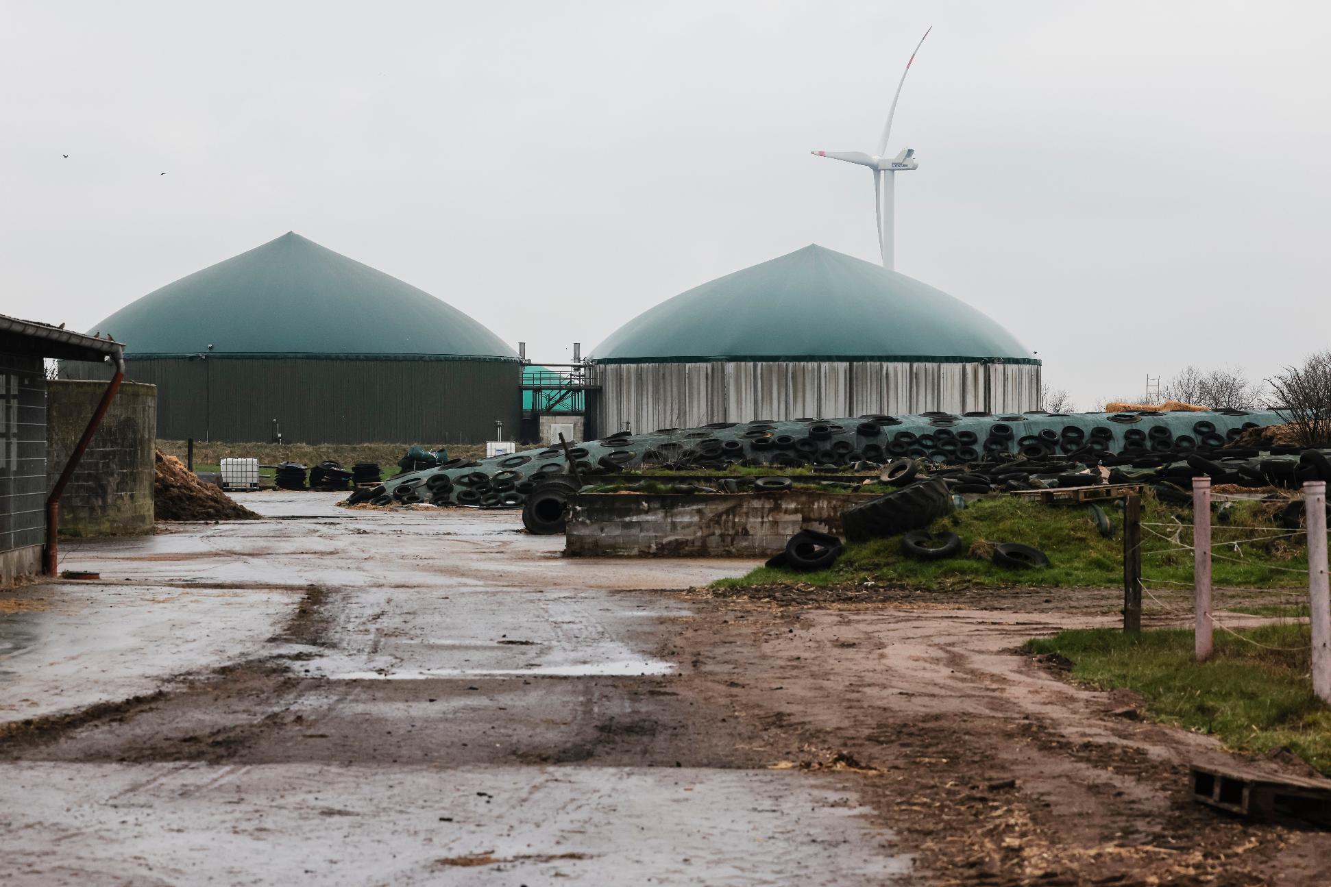 Here are the big hurdles to the global push to build up renewable energy