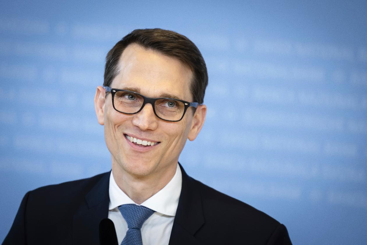 Swiss central bank makes a surprise cut to its key interest rate as ...